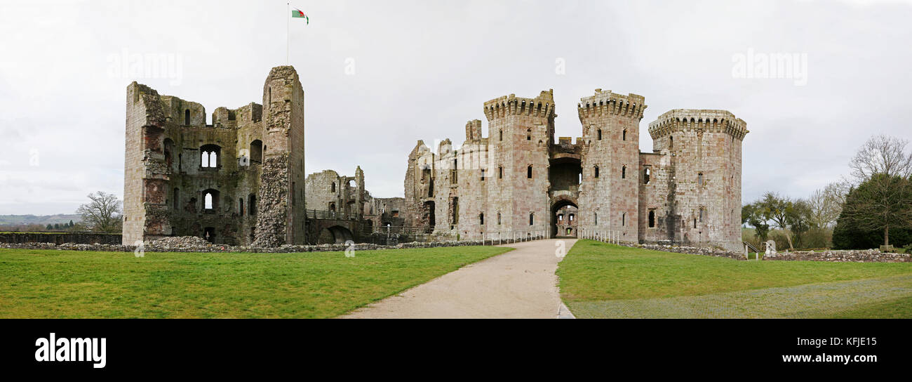 Raglan castle panorama Stock Photo - Alamy