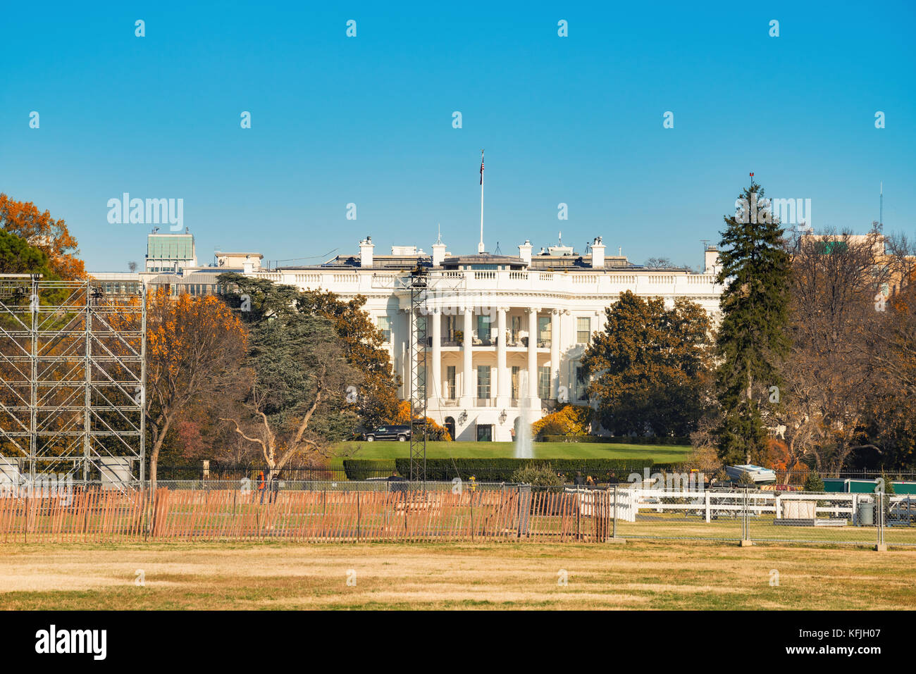 The White House at sunset Stock Photo - Alamy