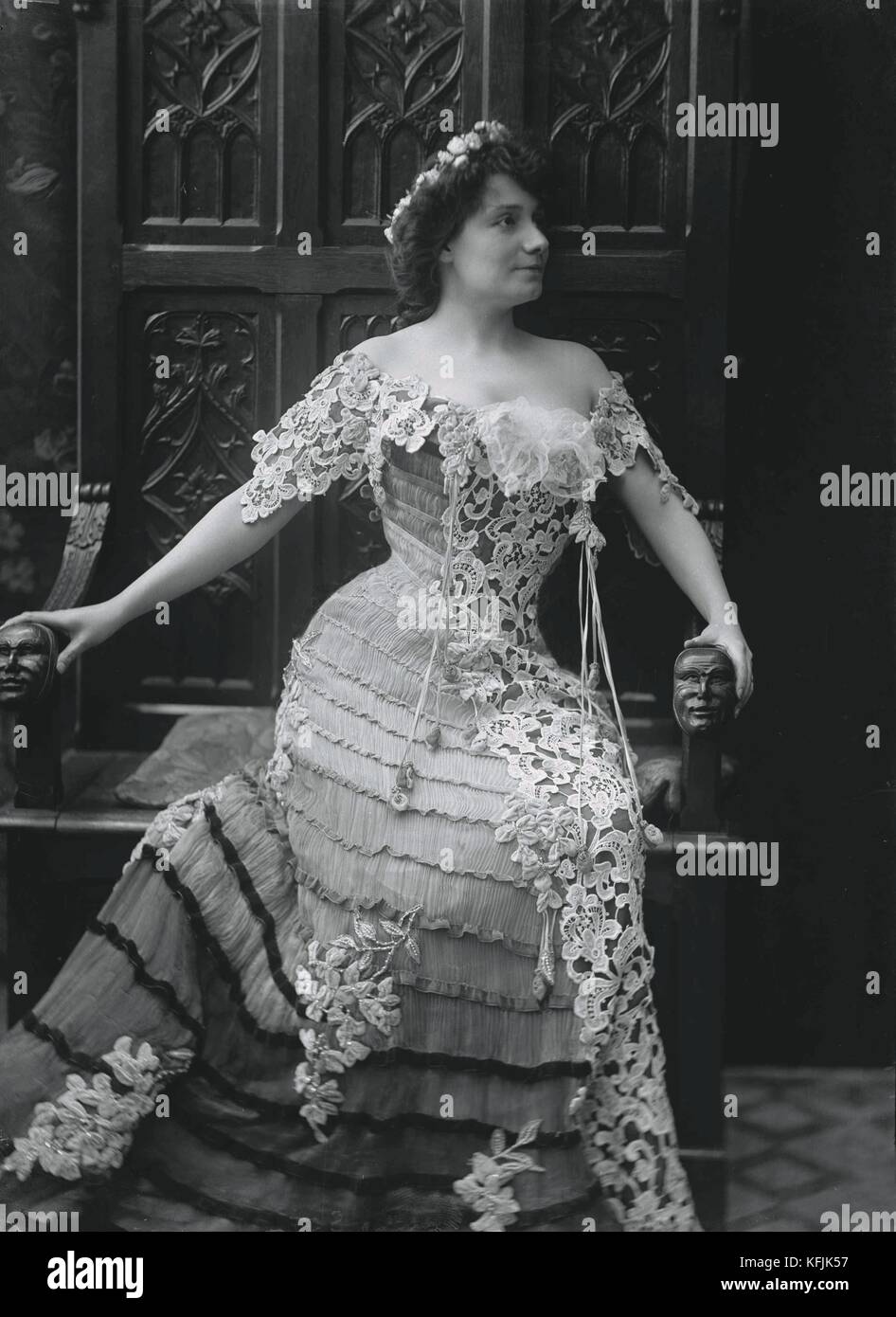 Portrait of Cora Laparcerie-Richepin (1880-1946), French writer. She ...