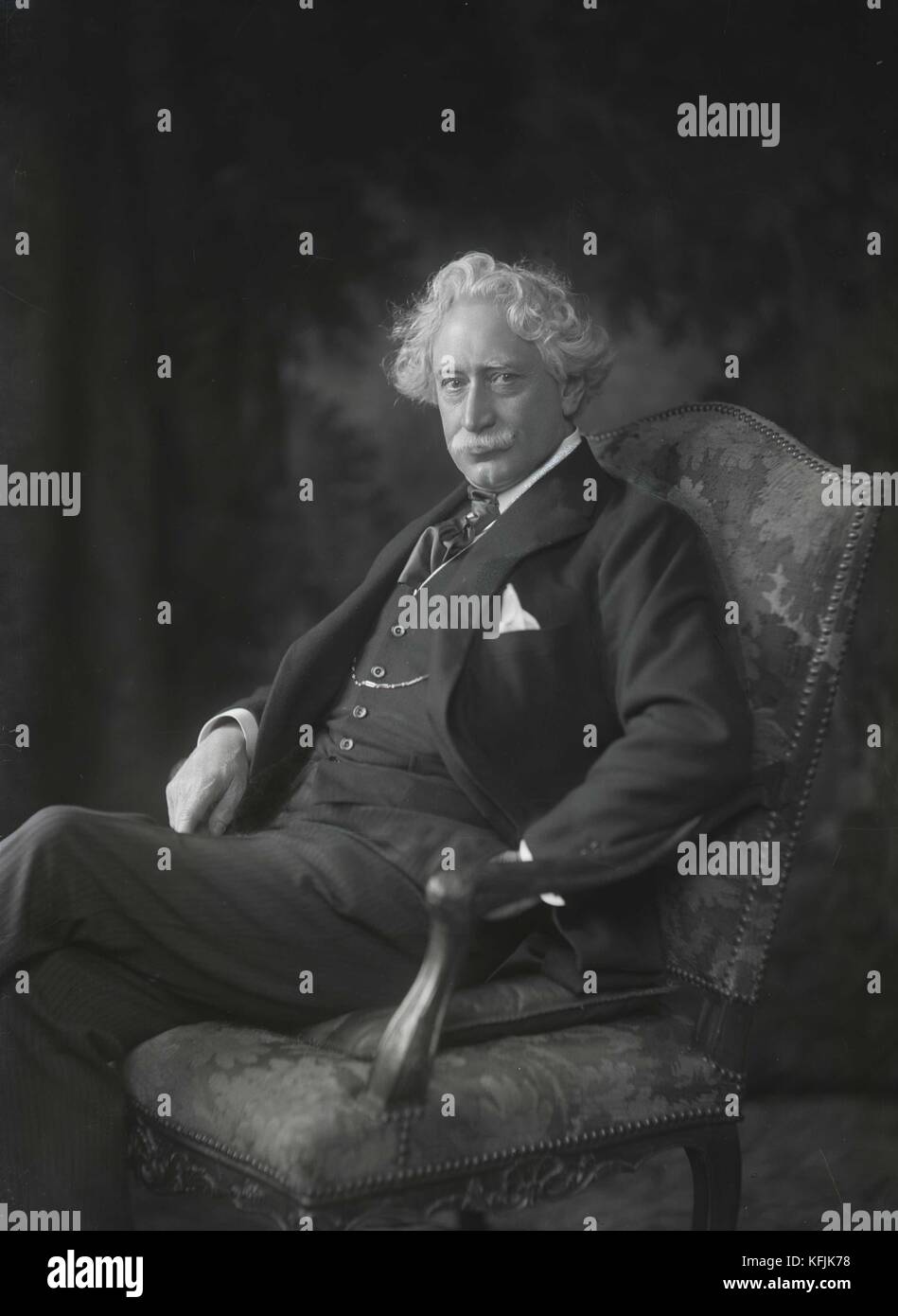 Marnes la coquette hi-res stock photography and images - Alamy