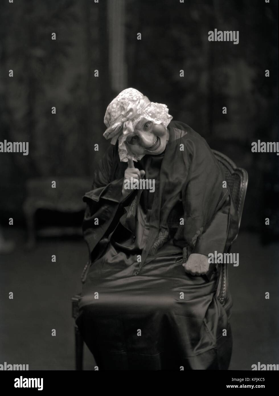 French actress and singer from the "Music-Hall" Yvette Guilbert (1865 ...