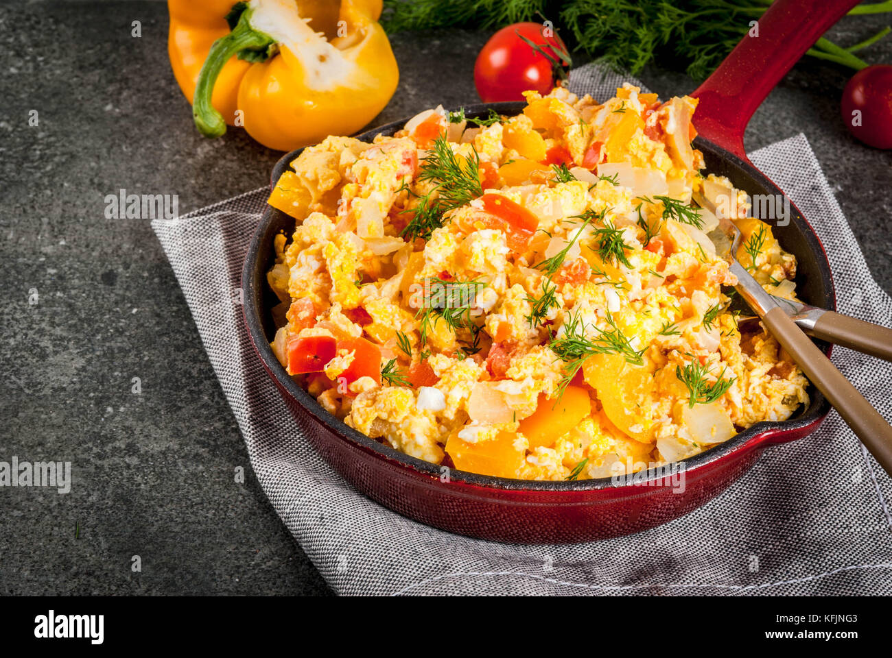Mexican food recipes, Revoltillo de Huevos, Scrambled Eggs a la ...