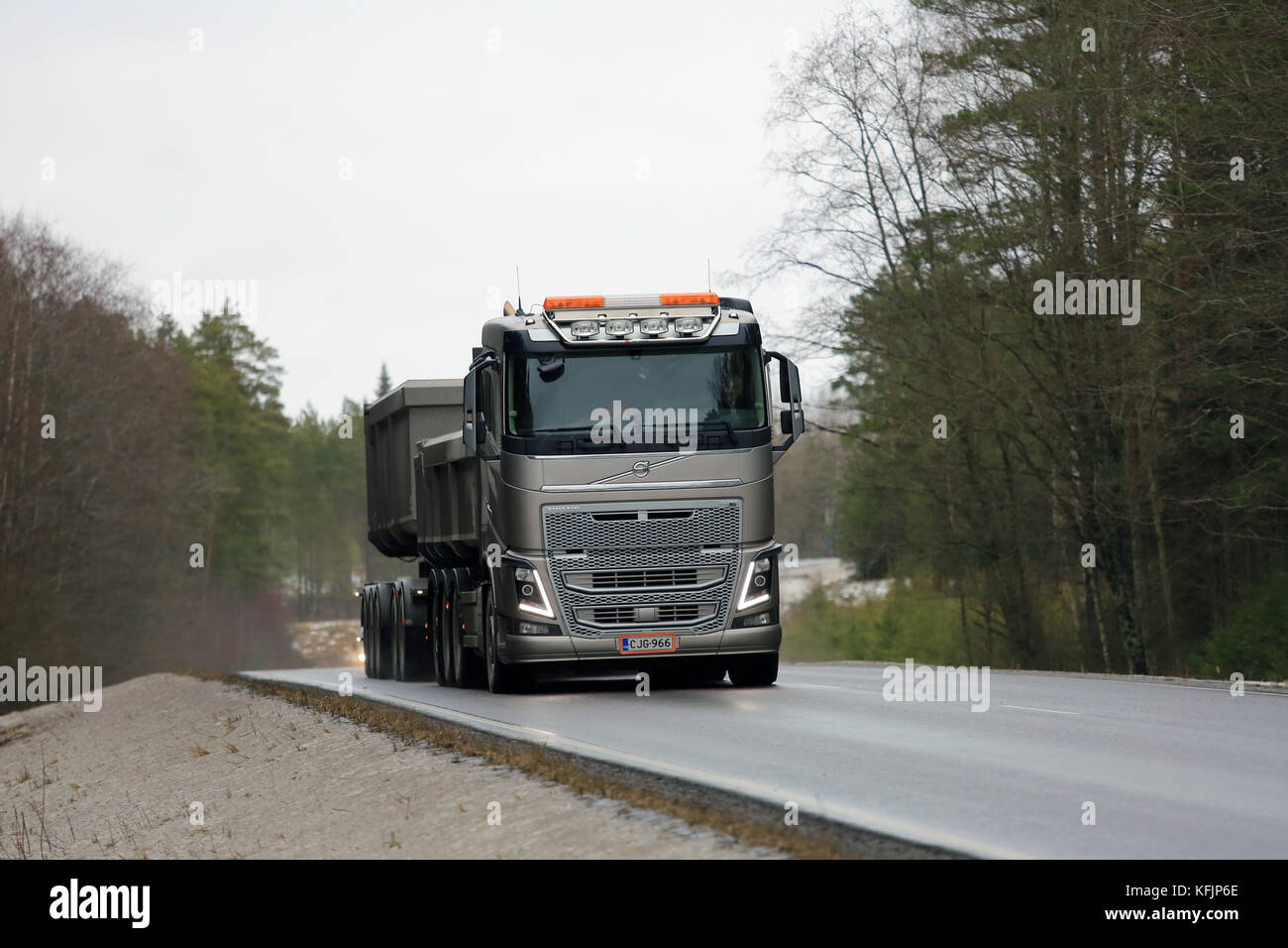 SALO, FINLAND - JANUARY 29, 2016: Volvo FH16 650 combination truck for ...