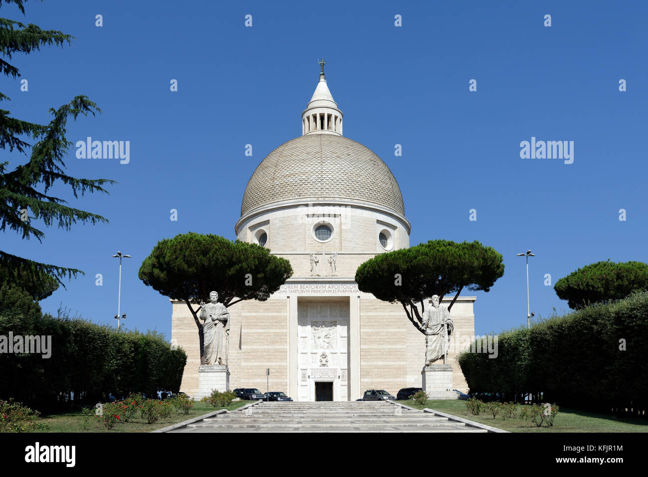 Statue of the apostle Peter which leads to the Basilica of Saints Peter ...