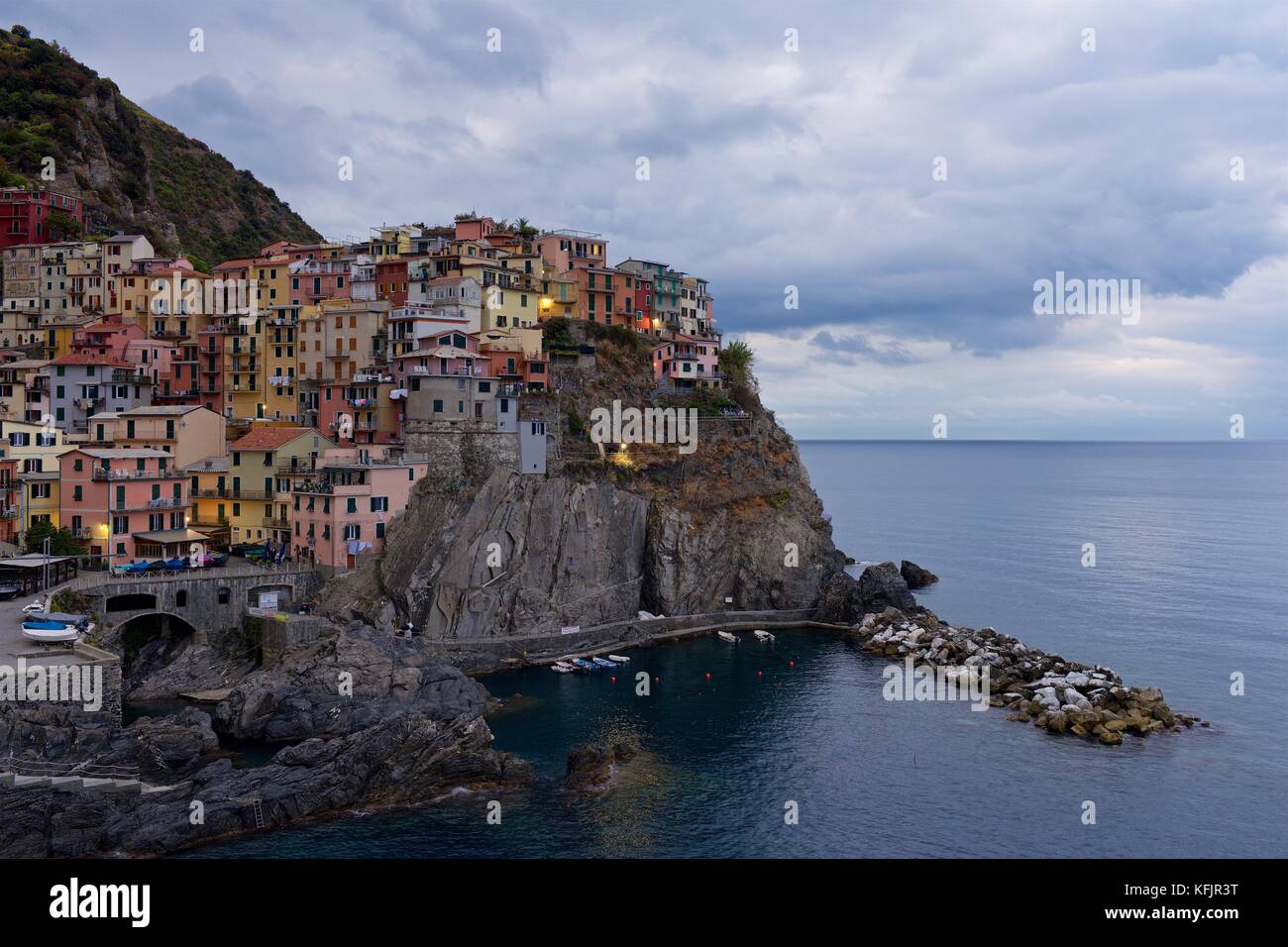 Manarola bay hi-res stock photography and images - Alamy
