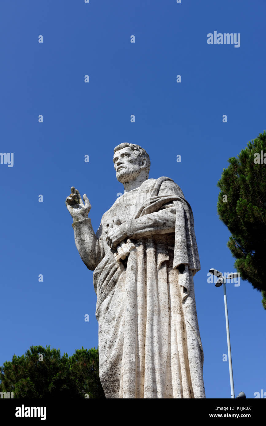 Statue of the apostle Peter which leads to the Basilica of Saints Peter ...