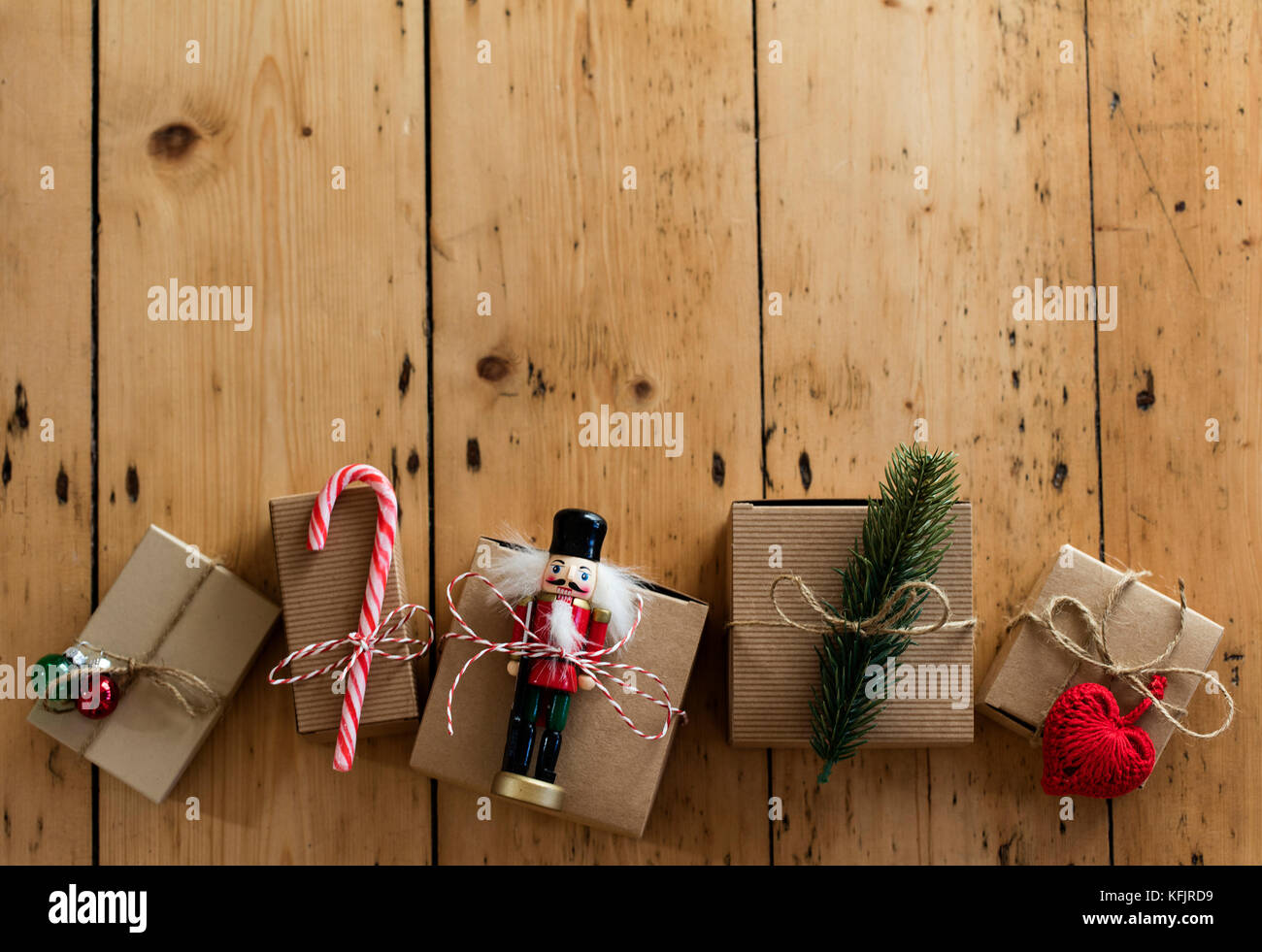 Wrapped boxes hi-res stock photography and images - Alamy