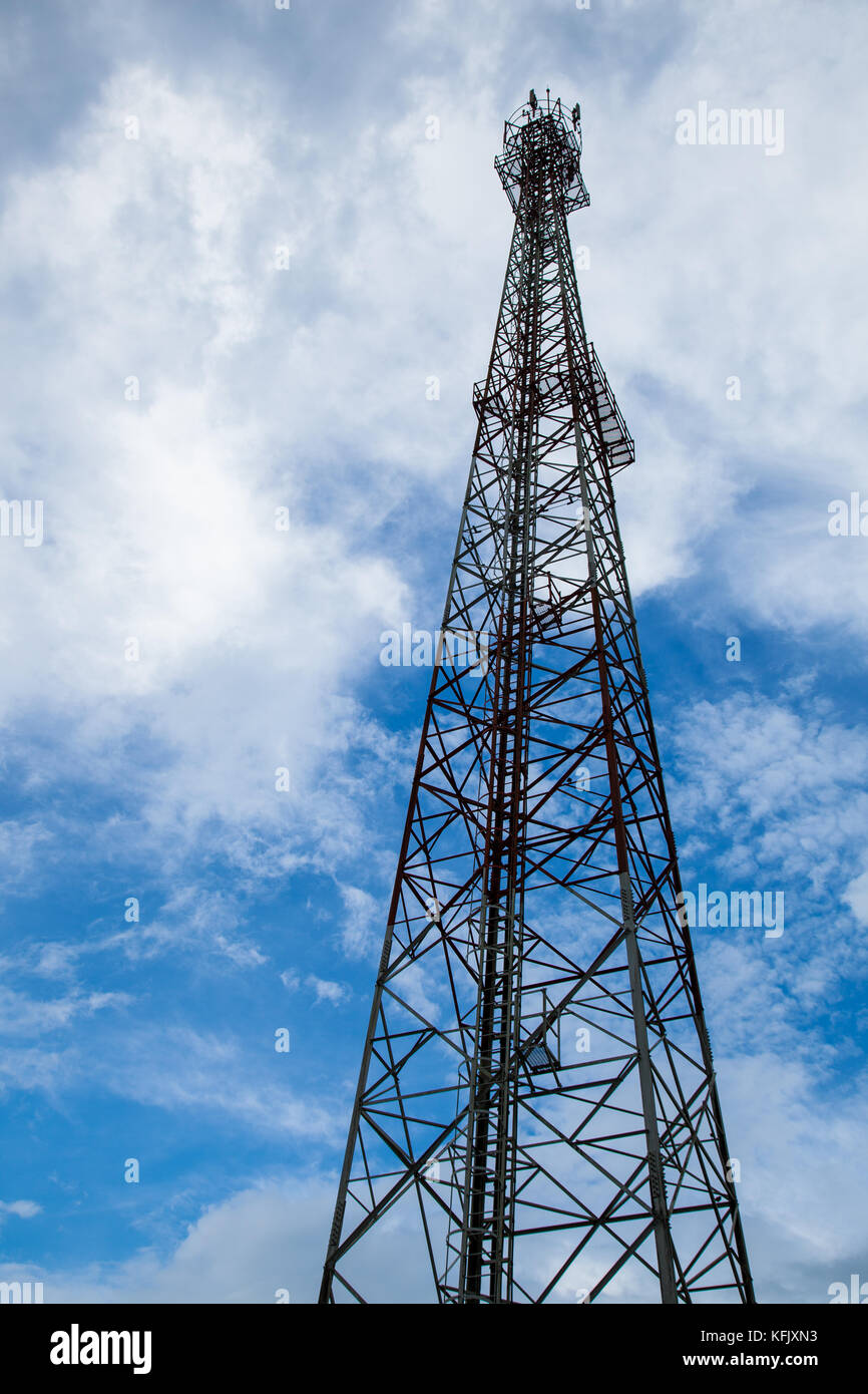 Radio mast symbol hi-res stock photography and images - Alamy
