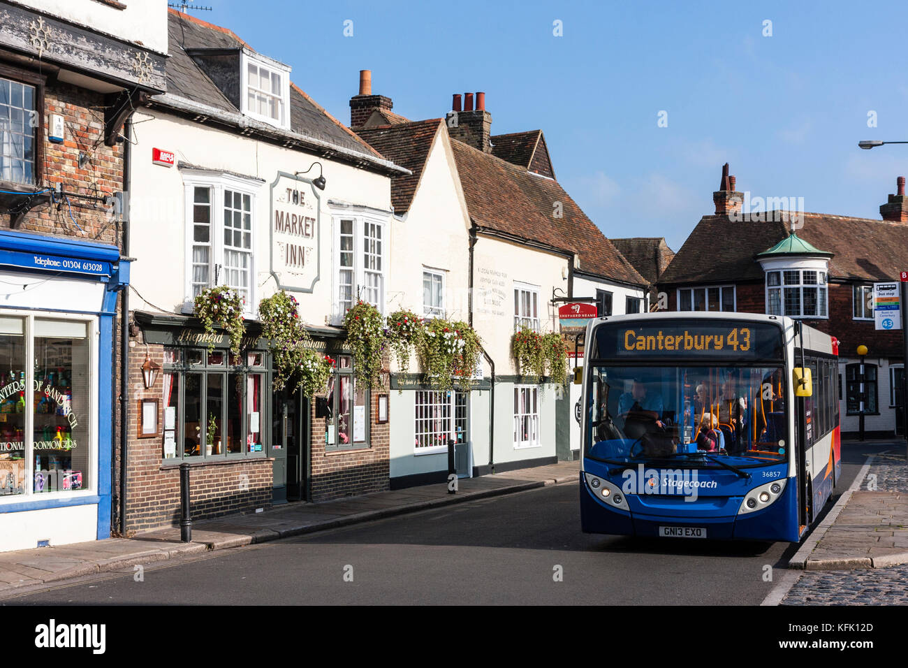Medieval town, Sandwich. Cattle Market street, with 15th and 16th ...