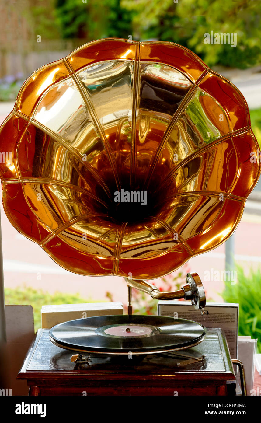 Old record player in a street market Stock Photo - Alamy