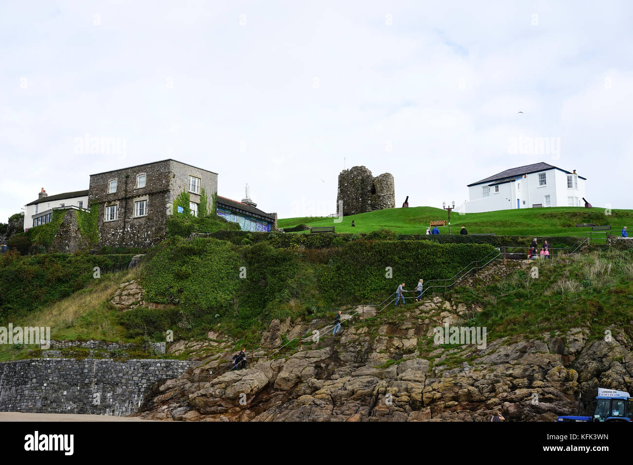 Tenby castle hill hi-res stock photography and images - Alamy
