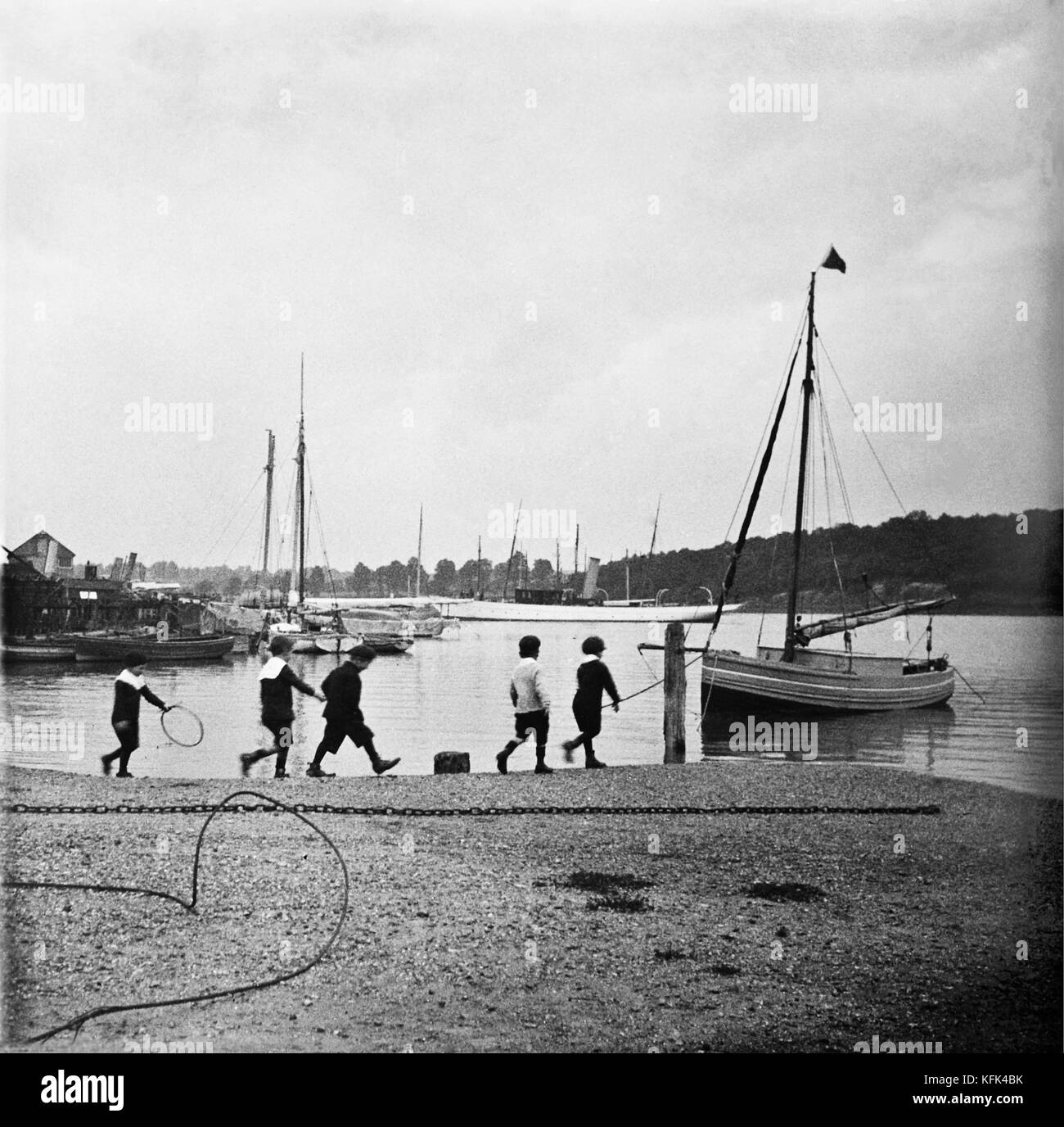 Essex County United Kingdom, village and country scene, circa 1900 ...