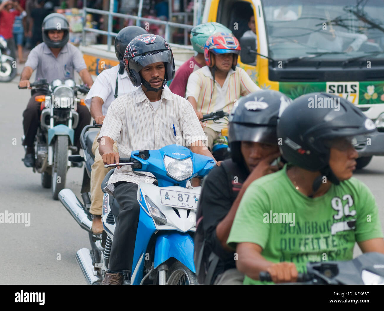 Traffic on a busy street in Dili, Timor-Leste (East Timor Stock Photo ...