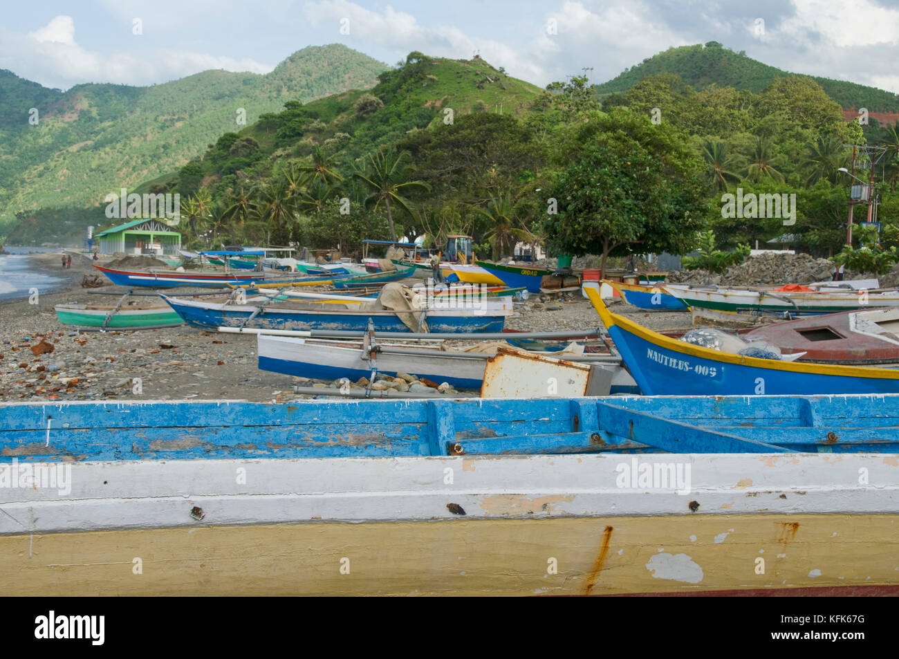 Fishing boats on the beach at Dili, Timor-Leste (East Timor Stock Photo ...