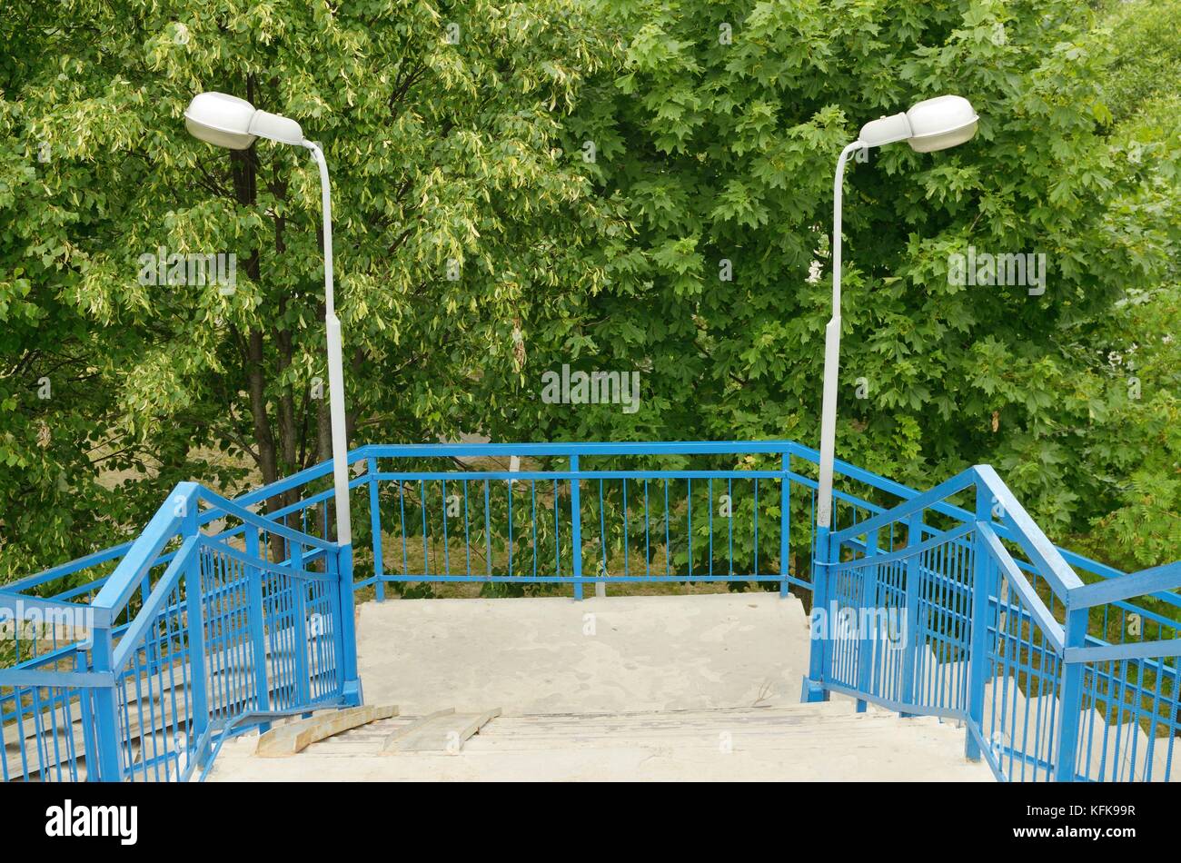 Steep descend hi-res stock photography and images - Alamy