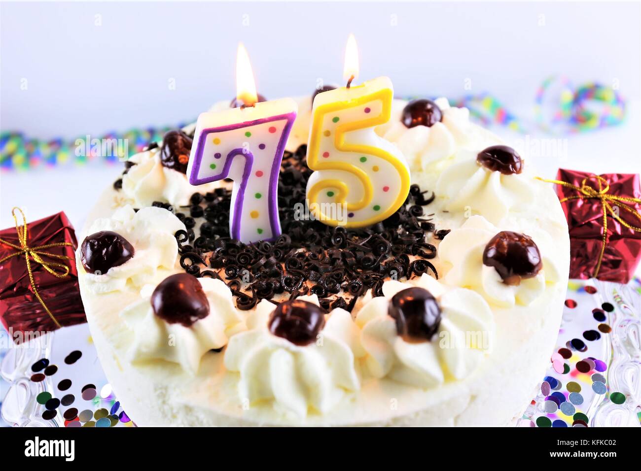 75th birthday cake hi-res stock photography and images - Alamy
