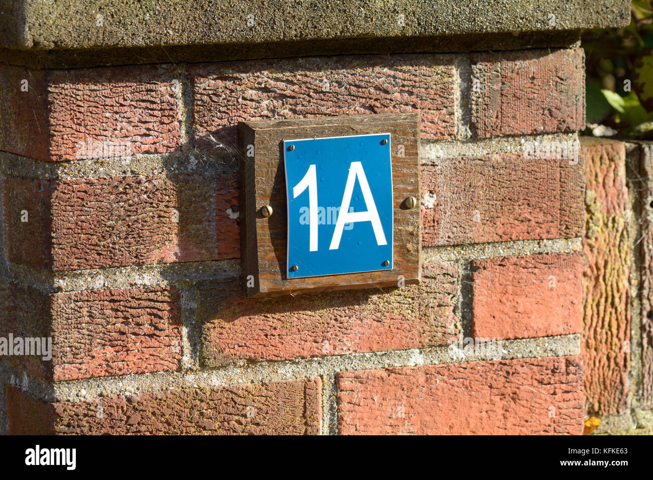 House number 1a sign hi-res stock photography and images - Alamy