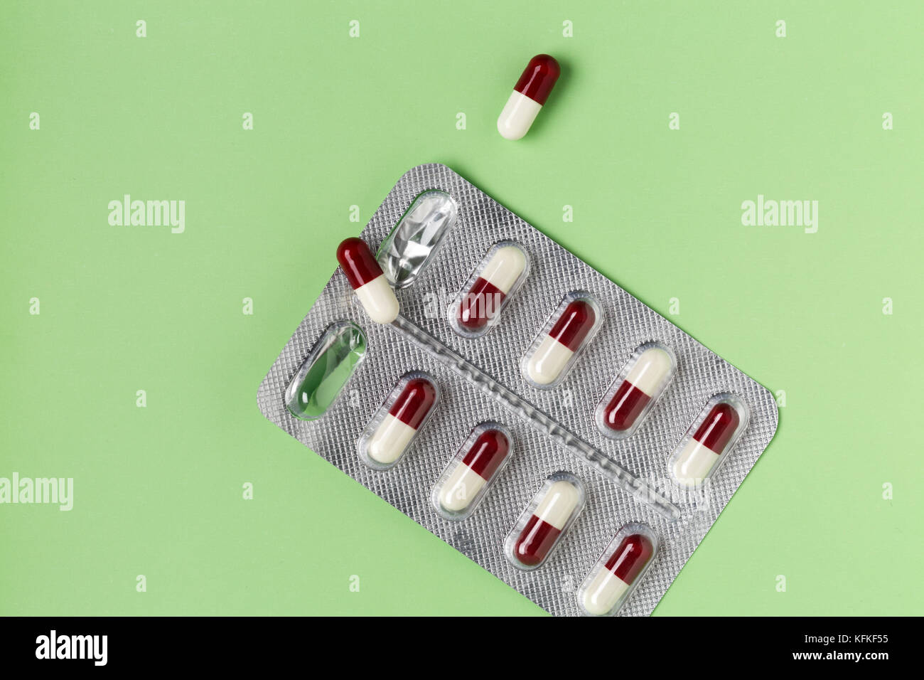 Gastric soluble capsules hi-res stock photography and images - Alamy