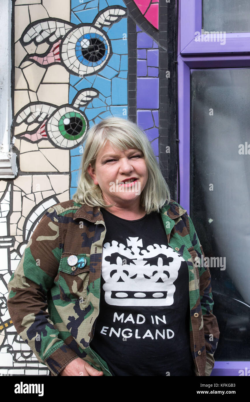 Artist Carrie Reichardt has covered her house in a leafy street in ...