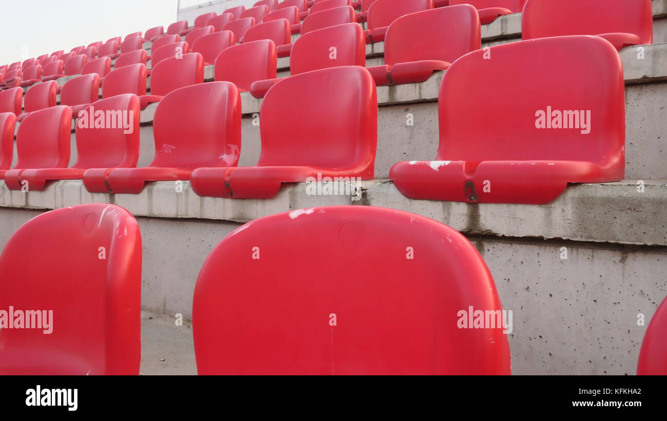 empty stadium seats Stock Photo - Alamy
