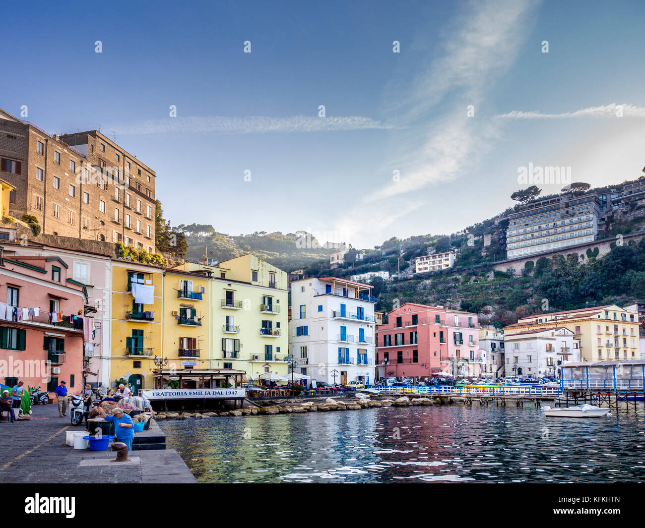 Pastel coloured buildings hi-res stock photography and images - Alamy