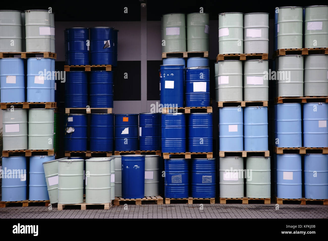 Outsourced warehouse hi-res stock photography and images - Alamy