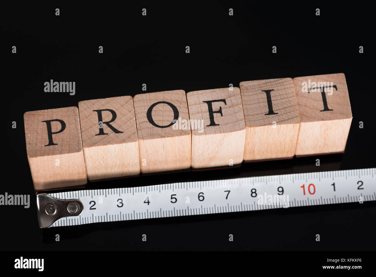 Measuring things hi-res stock photography and images - Alamy