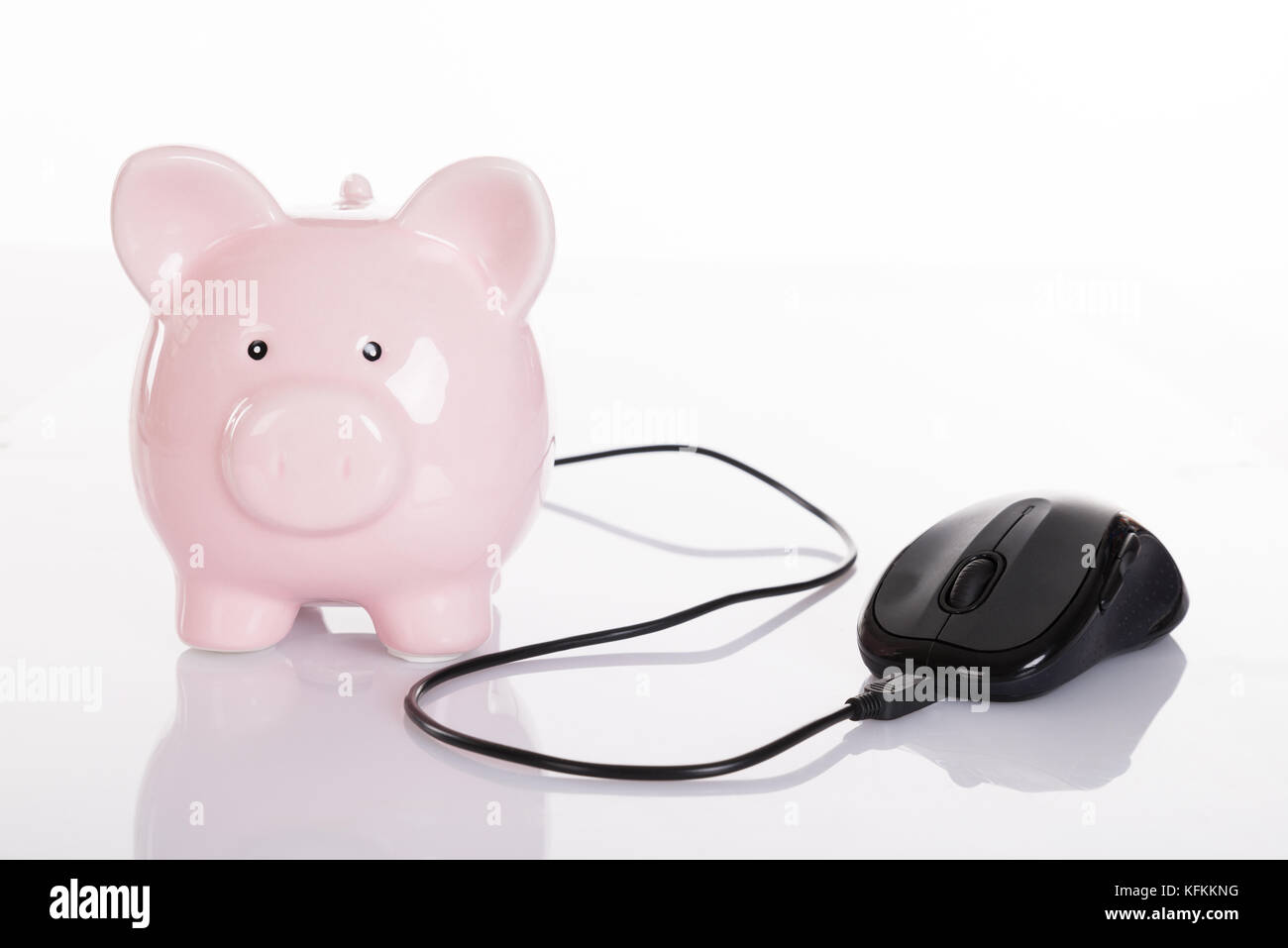 Online finance concept. Isolated on white background Stock Photo - Alamy