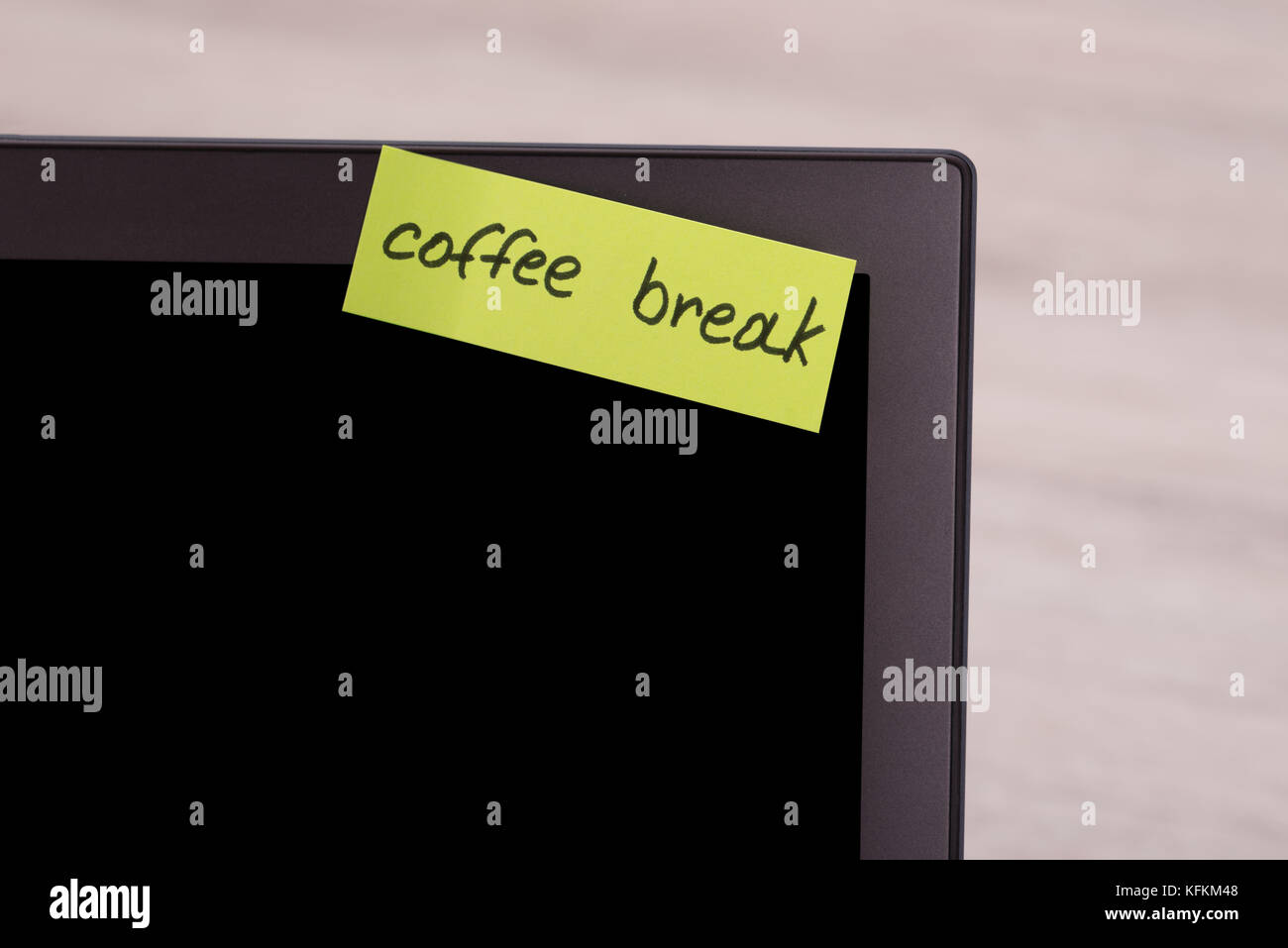 Closeup of Coffee Break sticky note message on laptop screen Stock ...