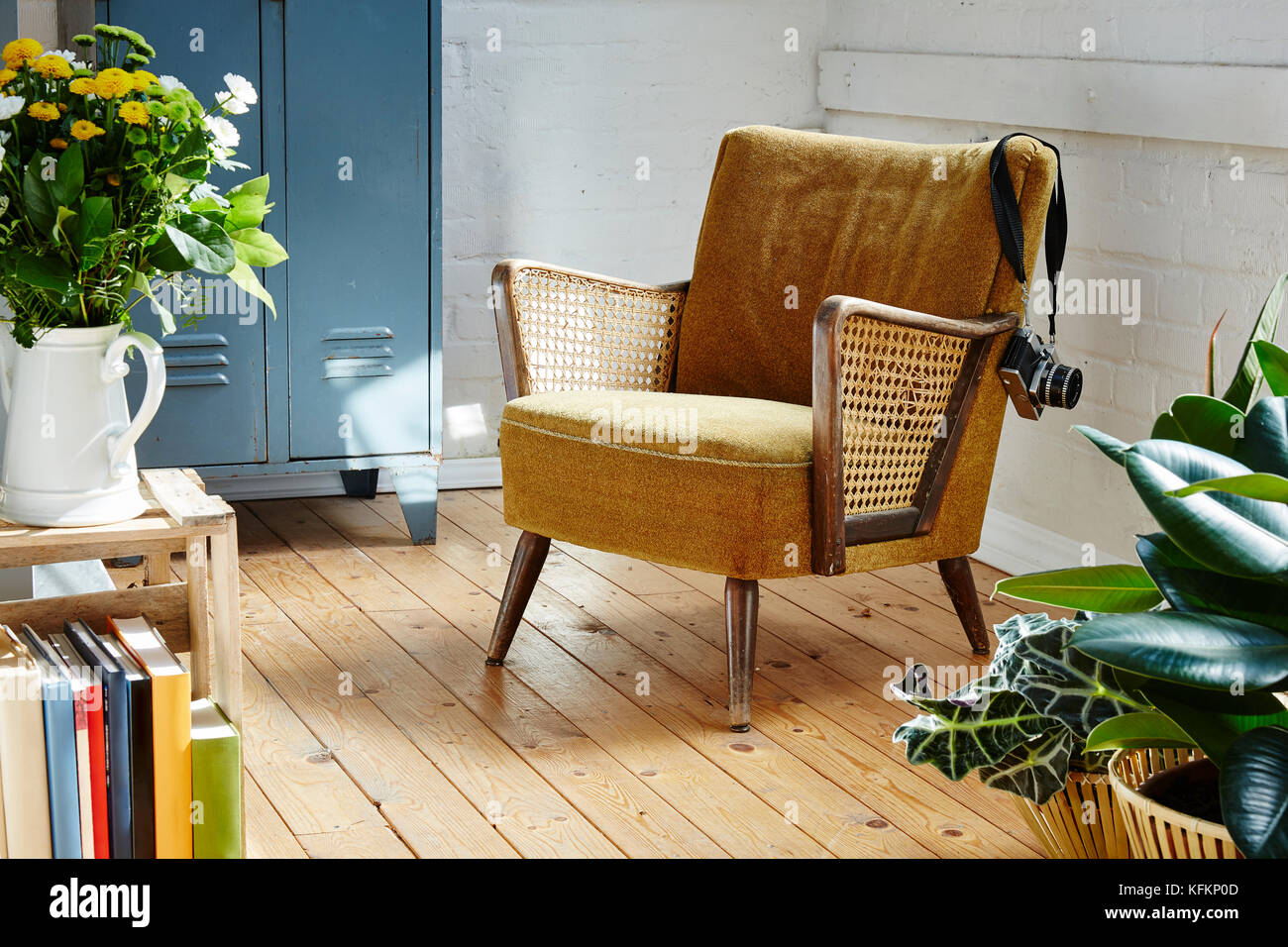 Easychair High Resolution Stock Photography and Images - Alamy