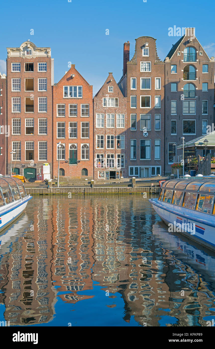 Reflected styles in architecture hi-res stock photography and images ...