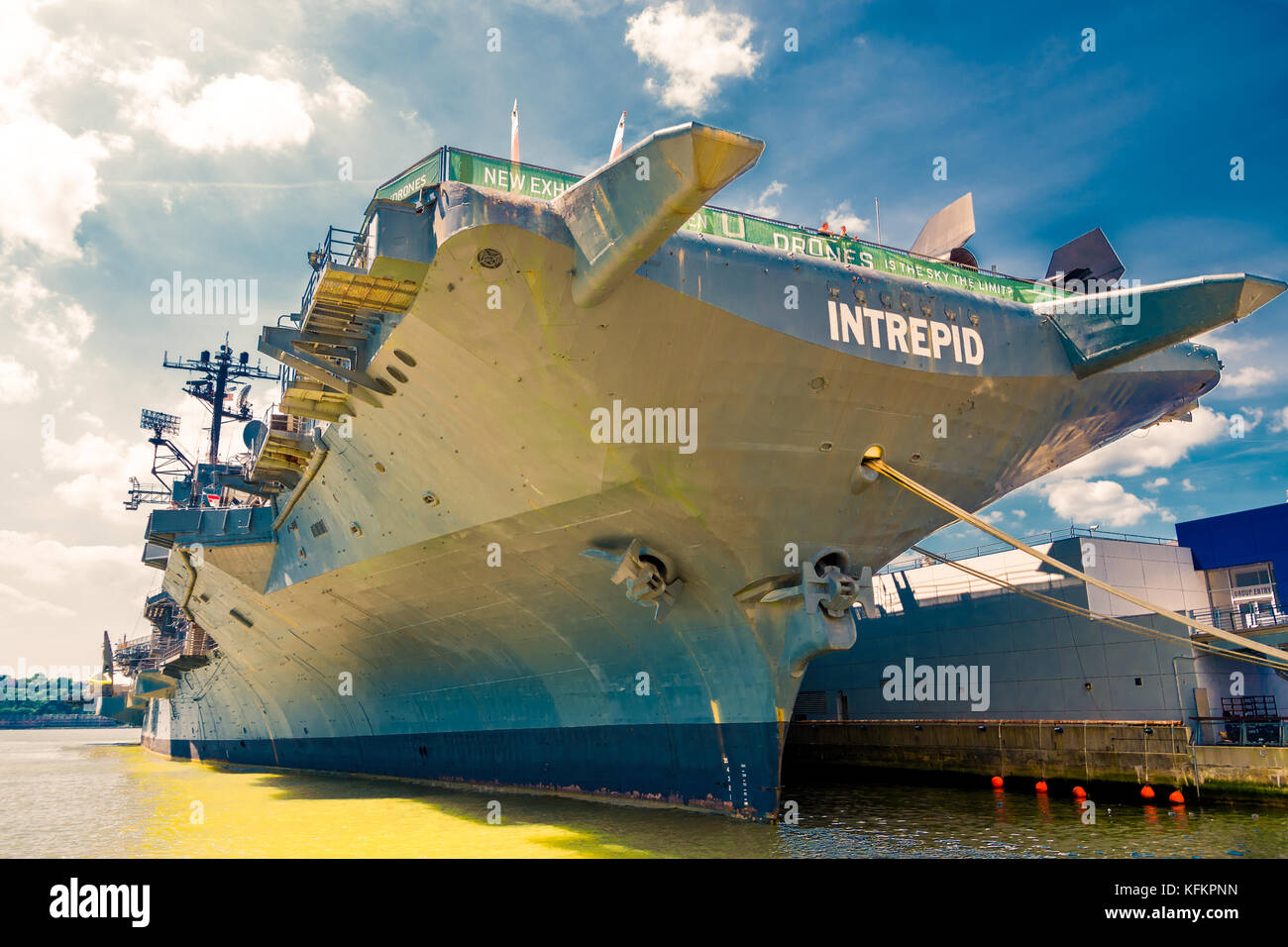 Uss intrepid hi-res stock photography and images - Alamy