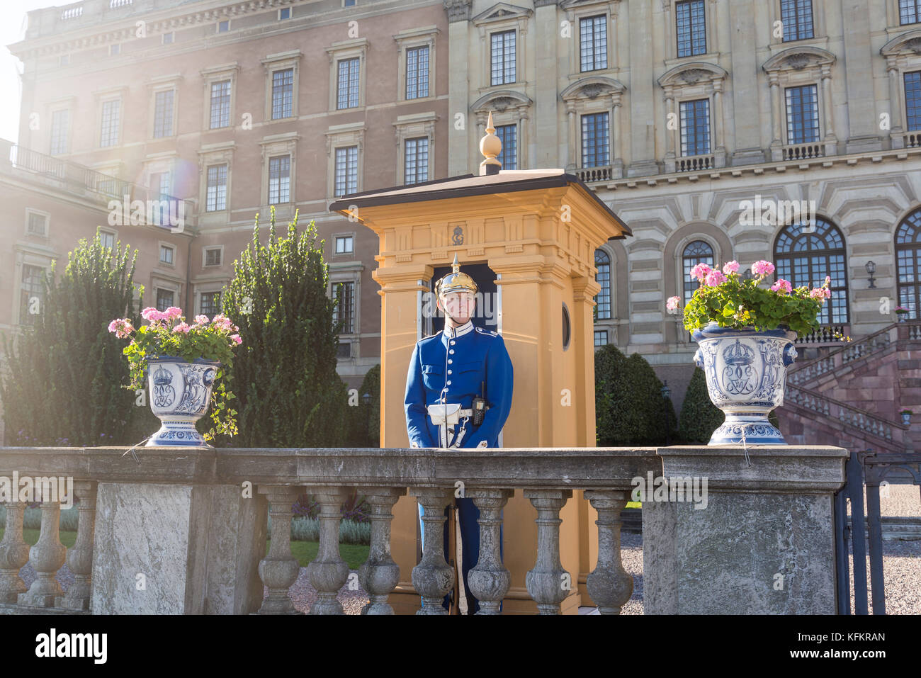 Royal guard on duty outside Royal Palace or Kungliga slottet, Gamla ...