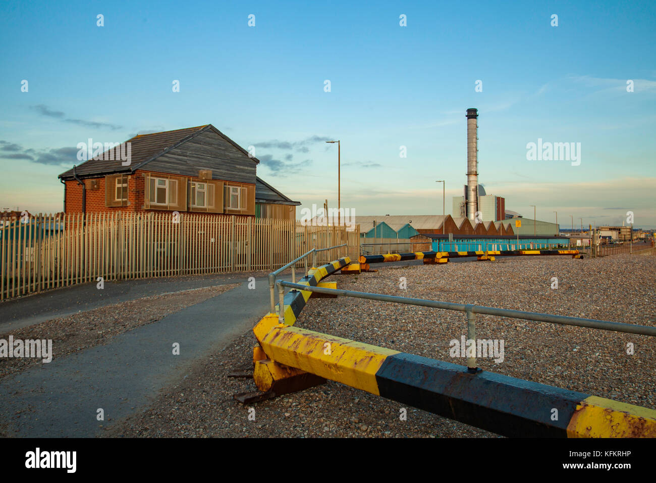 Evening on the beach in Southwick, West Sussex, England Stock Photo - Alamy