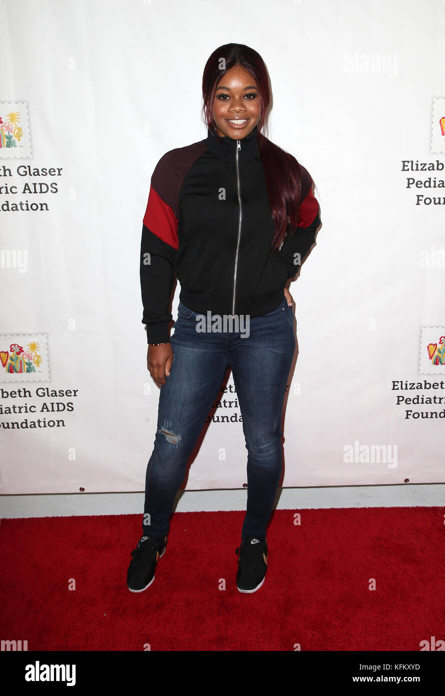 Gabby douglas family hi-res stock photography and images - Alamy