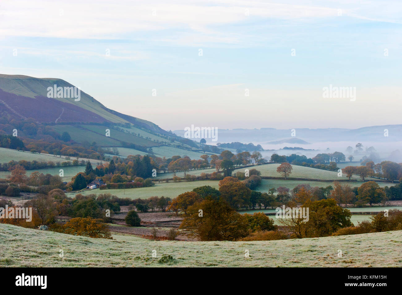 Hundred House, Powys, Wales, UK. 30th Oct, 2017. The morning breaks ...