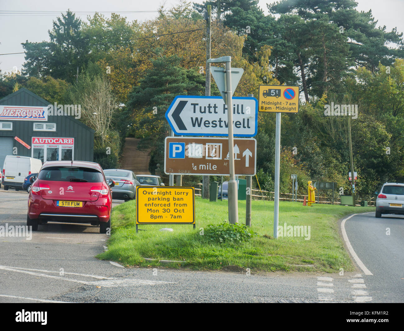 No Parking In Layby High Resolution Stock Photography and Images - Alamy