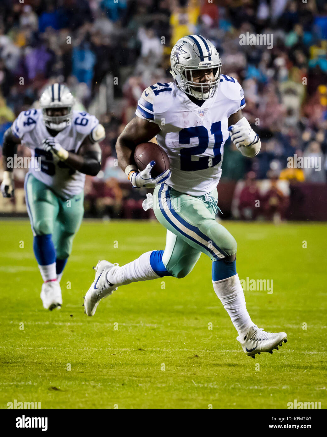 Landover, Maryland, USA. 29th Oct, 2017. Dallas Cowboys running back ...