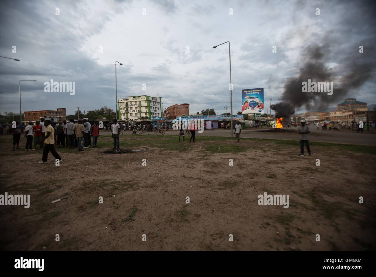 Kisumu, Kisumu, Kenya. 30th Oct, 2017. People seen walking around the ...