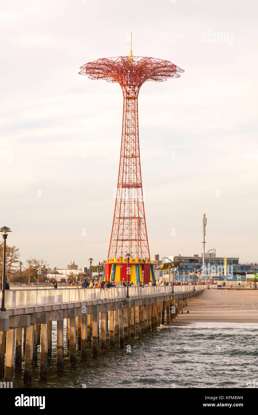 parachute jump tower, Coney island, Brooklyn, New York, United States ...