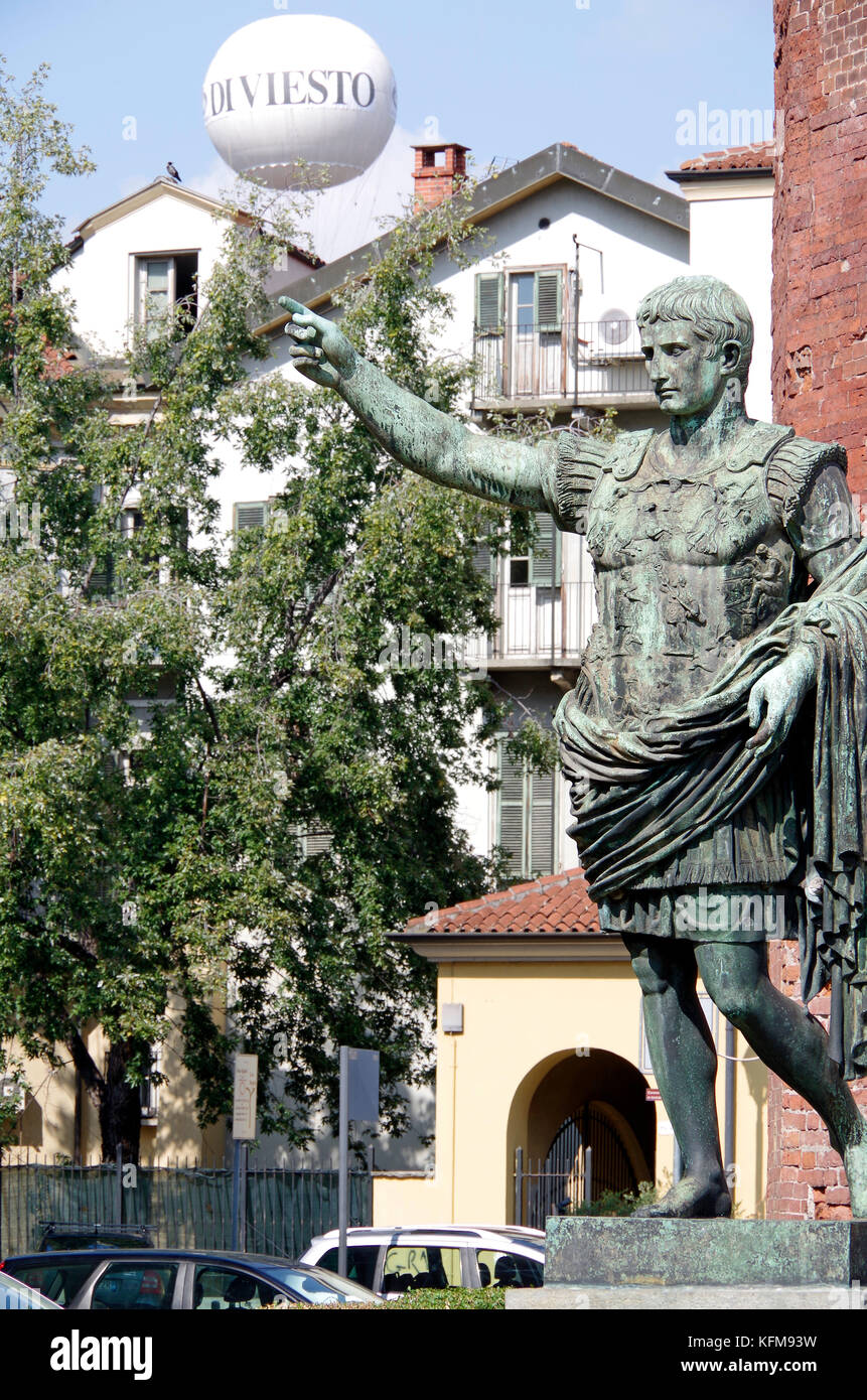 Replica bronze statue Caesar Augustus at the Palatine Gate, Turin ...