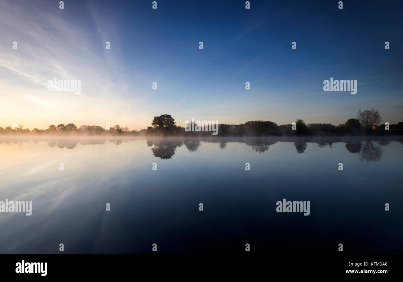 Sunrise on the River Trent at Colwick Park, Nottingham England UK Stock ...