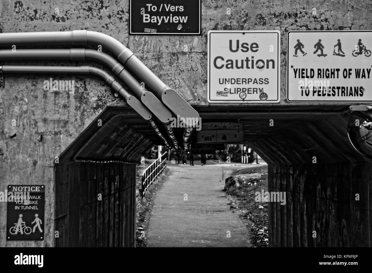 Carleton University Underpass signs Stock Photo - Alamy