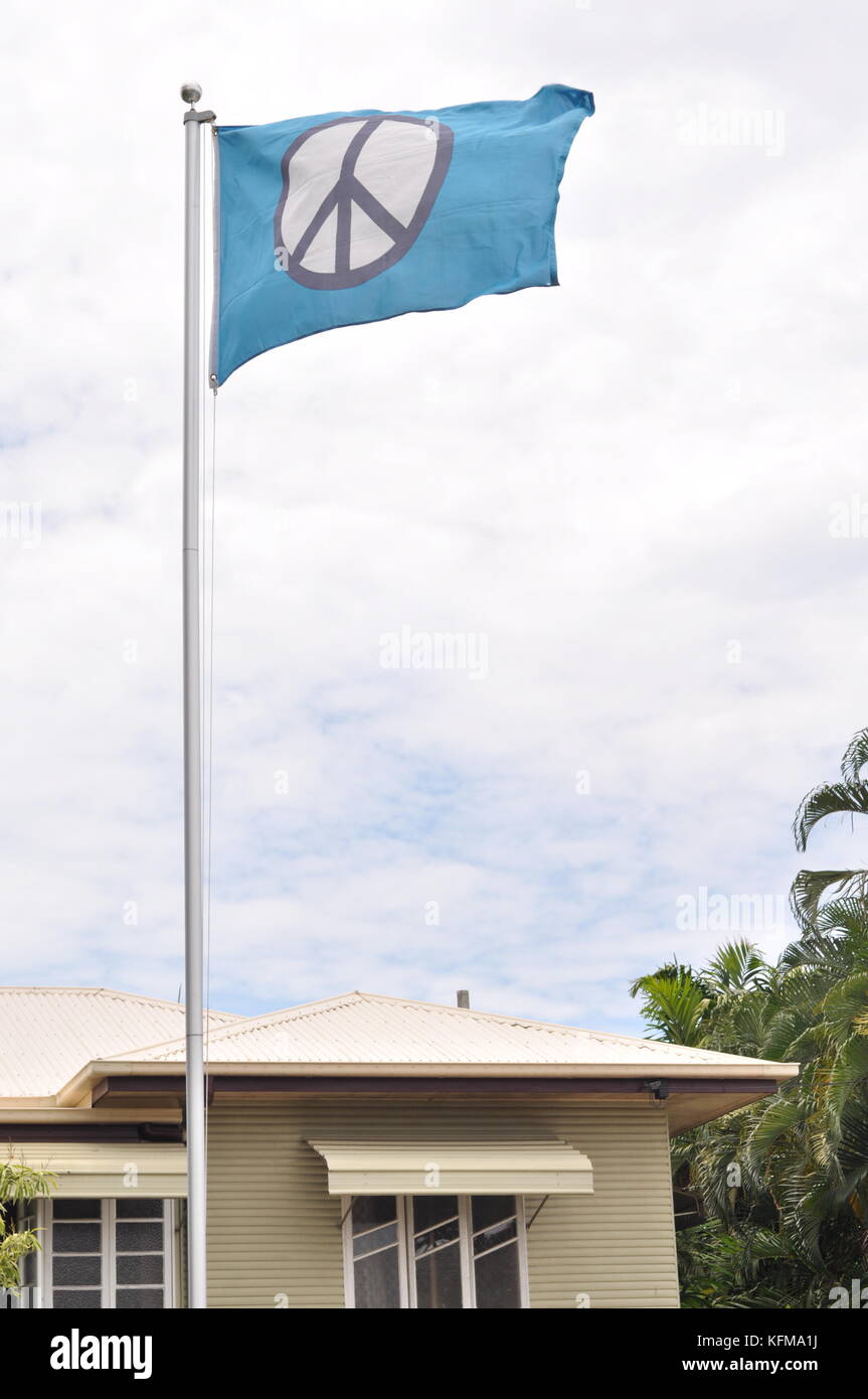 Flag being hoisted hi-res stock photography and images - Alamy