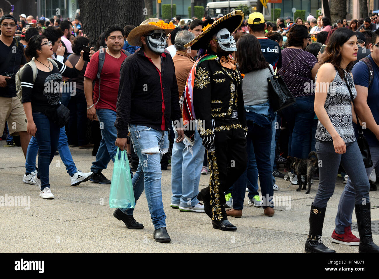 Tradiciones aztecas hi-res stock photography and images - Alamy