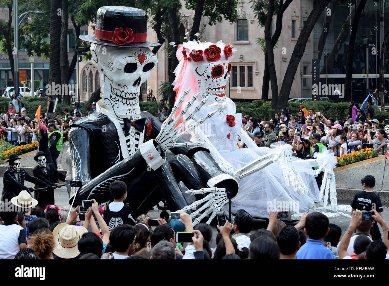 Tradiciones aztecas hi-res stock photography and images - Alamy