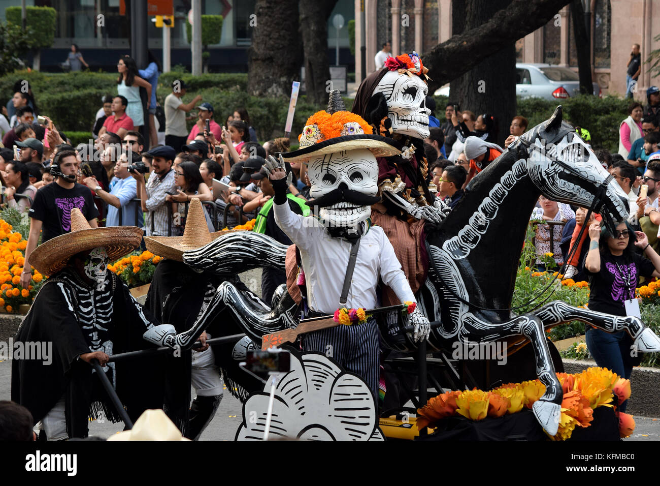 Tradiciones de mexico hi-res stock photography and images - Alamy
