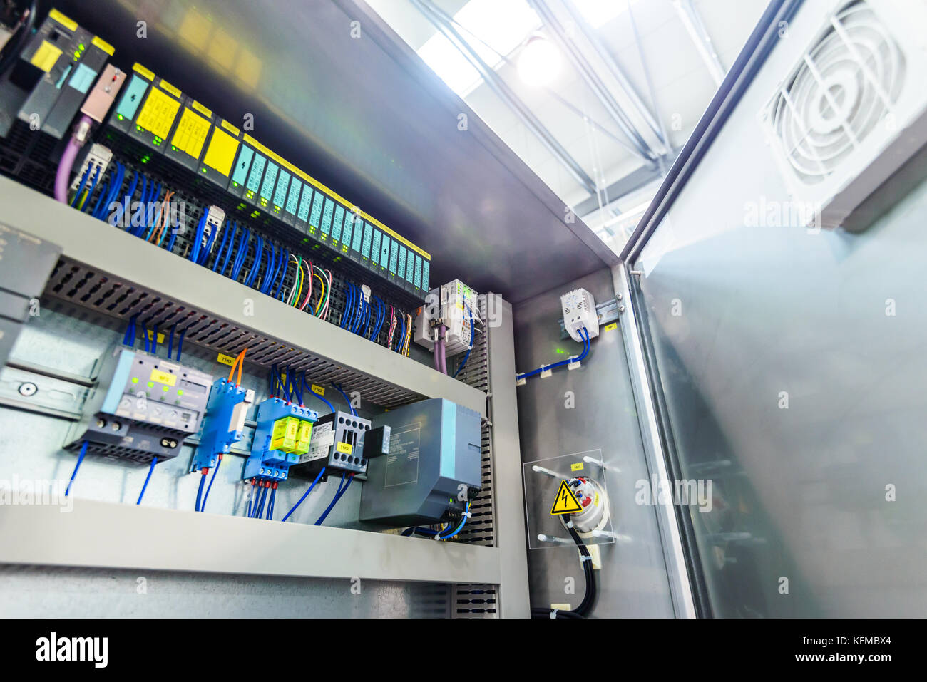 Electrical switchgear hi-res stock photography and images - Alamy