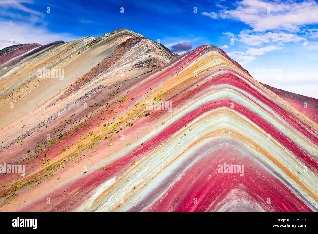 Vinicunca, Peru - Winicunca Rainbow Mountain (5200 m) in Andes ...