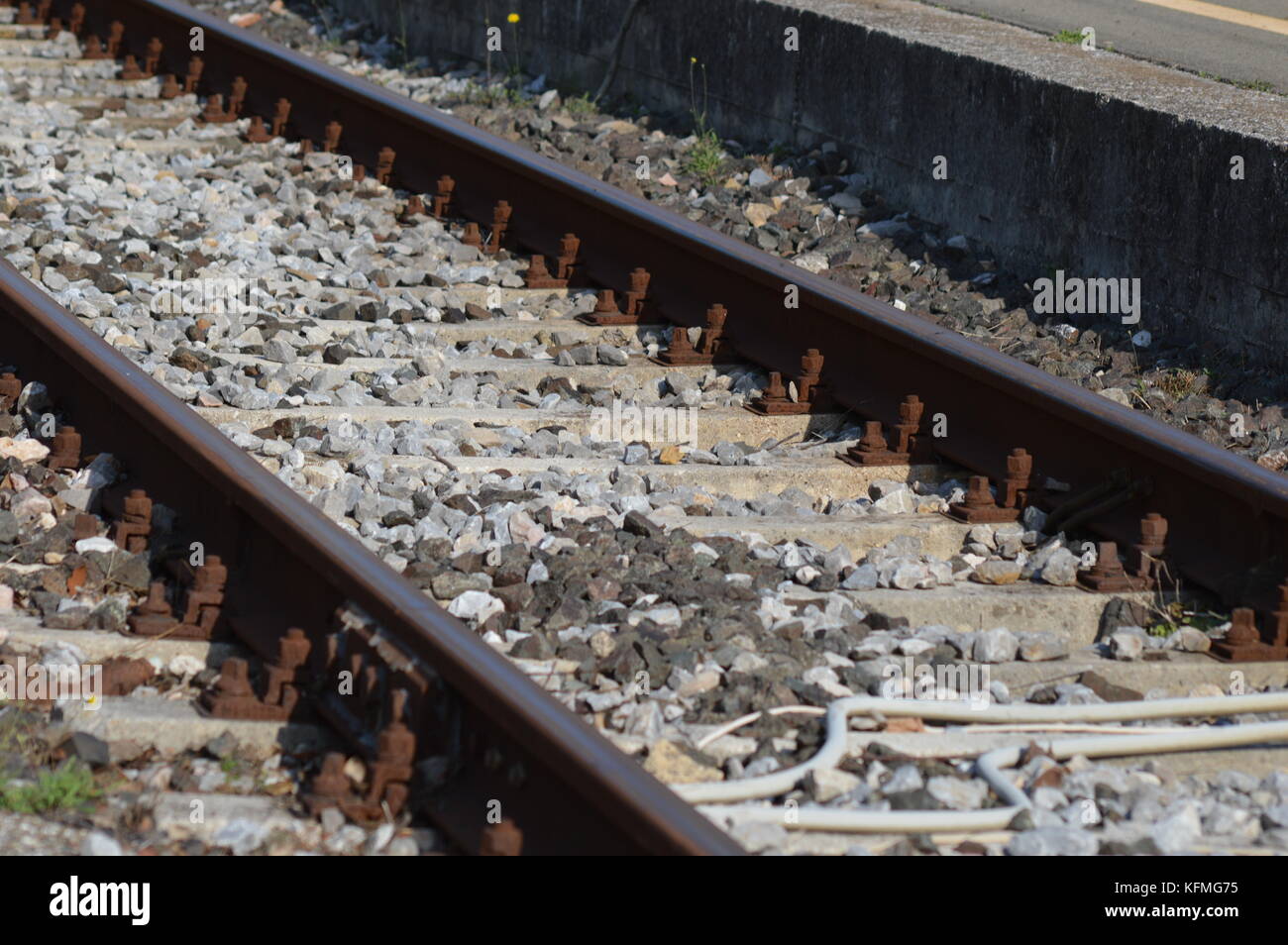 Rail zoom hi-res stock photography and images - Alamy